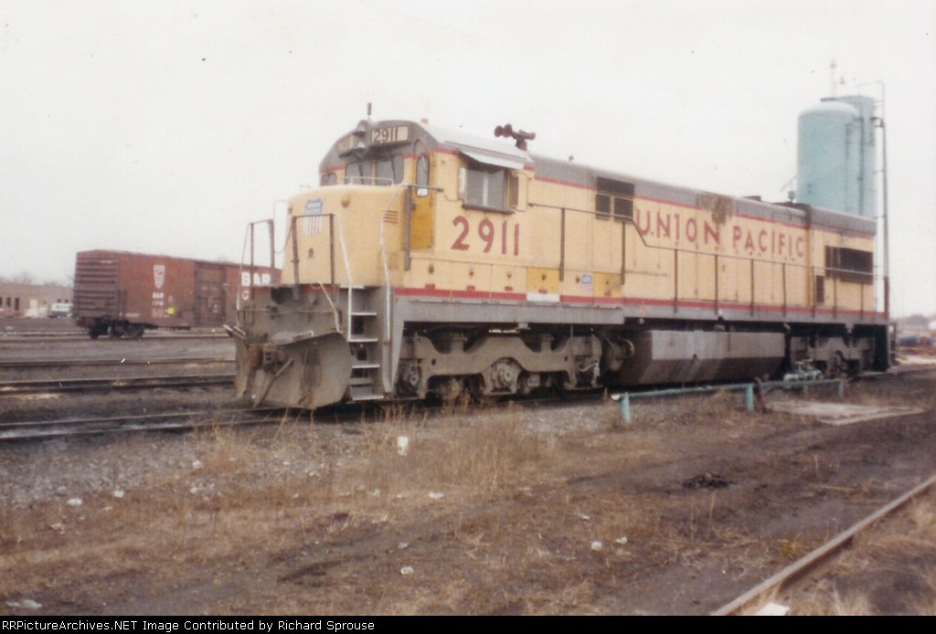UP 2911 (GE U30C)